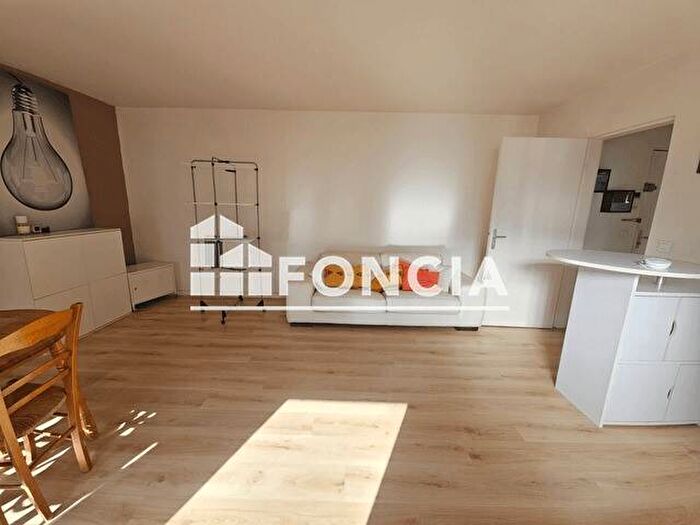 Appartement à louer - Centre Ville Sud, Villejuif - 3 pièces - 2 chambres