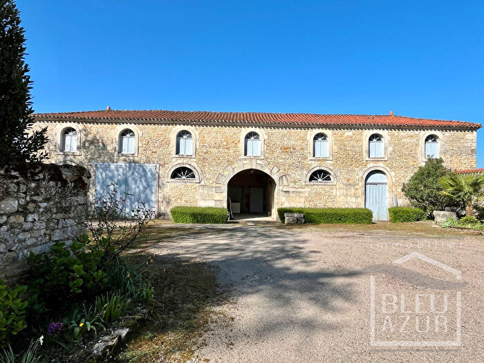 Maison à vendre - Sainte-Hermine - 8 pièces - 6 chambres