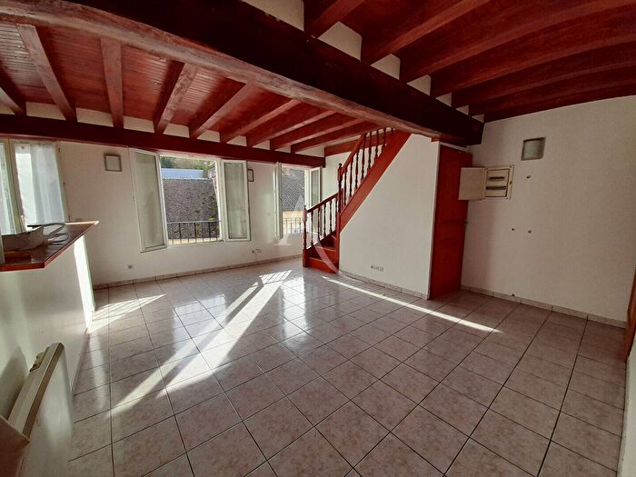 Saint-Clair-sur-Epte - Appartement 3 pièces à louer