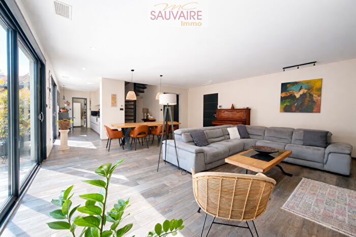 Maison à vendre - Saint-Laurent-de-la-Salanque - 4 pièces - 3 chambres