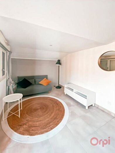 Appartement à louer - Lameilhe Est-Le Siala, Castres - 1 pièce