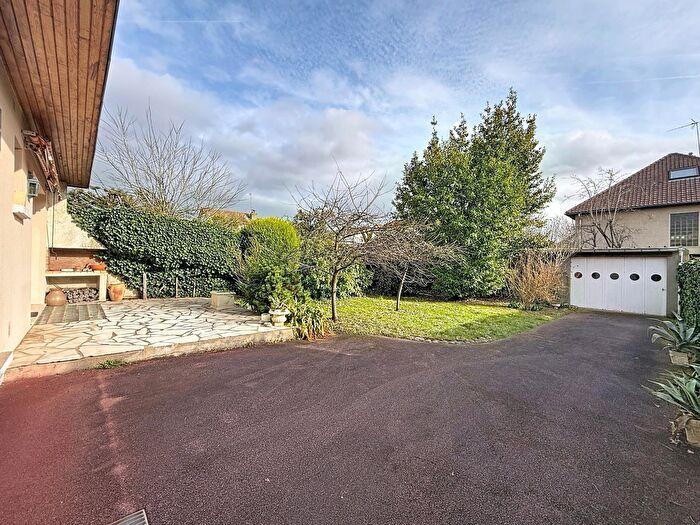 Maison à vendre - Choisy-le-Roi, Centre-ville, Parc Prairie, Hautes Bornes - 7 pièces - 4 chambres