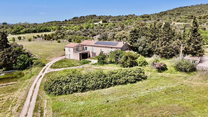 Maison 10 pièces à Malaucène, à vendre