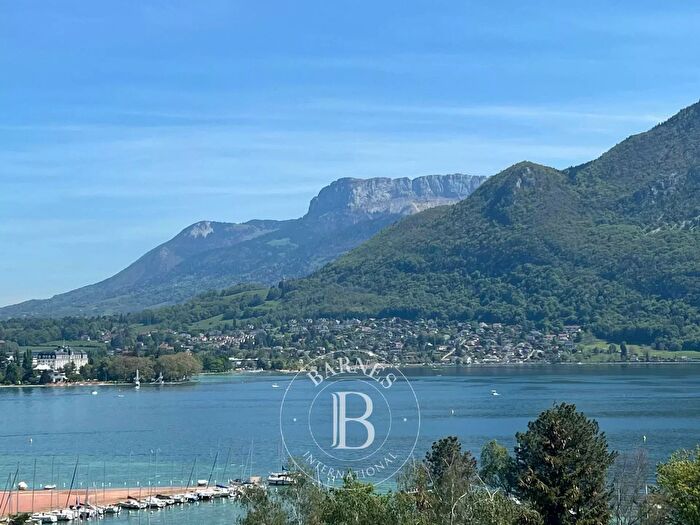 Appartement à vendre - Annecy, Centre-ville, Vieille ville, Marquisats - 3 pièces - 2 chambres