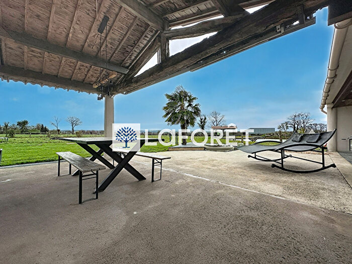 Maison à vendre - Saint-Pierre-des-Échaubrognes - 5 pièces - 3 chambres