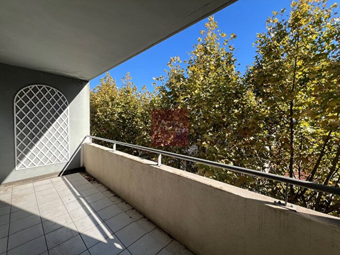 Appartement à louer - Antigone, Montpellier - 3 pièces - 2 chambres