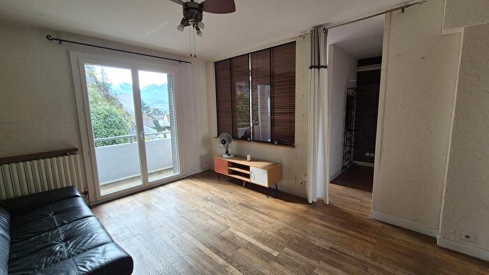 Appartement 4 pièces à Chambéry, Laurier, à louer