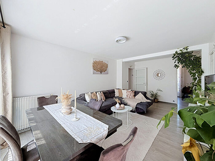 Appartement 5 pièces à vendre - Montreuil, Montreau, Le Morillon