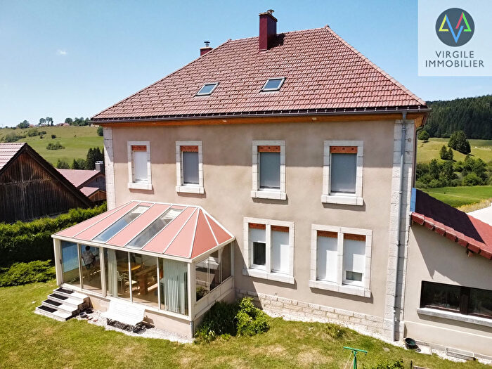 Maison 7 pièces à Longevilles-Mont-d'Or, à vendre