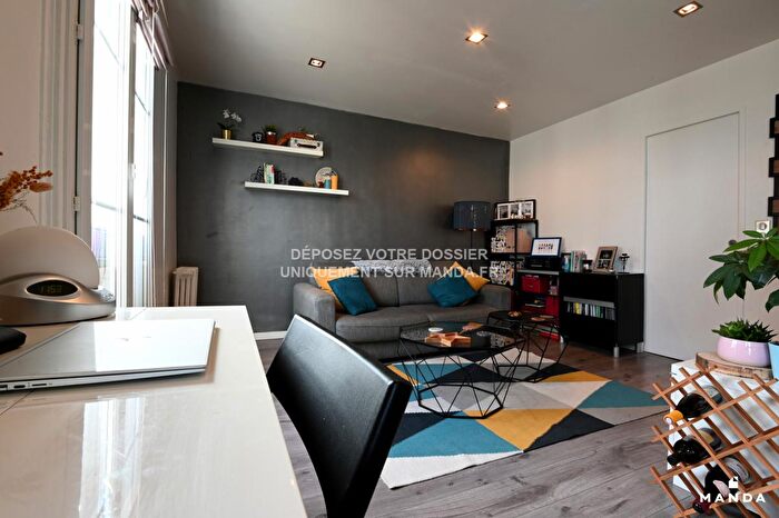 Asnières-sur-Seine, Centre-ville : Appartement 2 pièces à louer