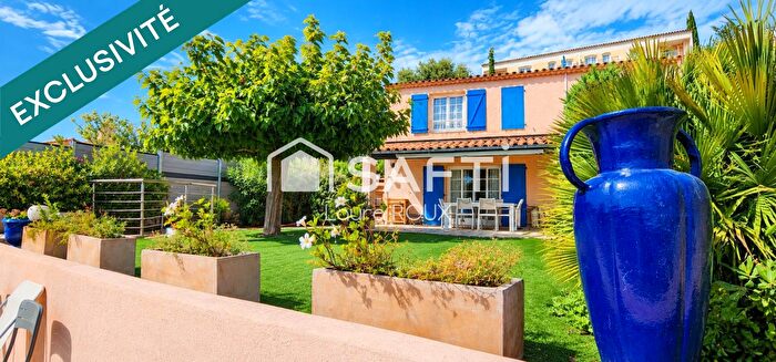 Roquebrune-sur-Argens, Les Issambres, La Vigie, Les Dolmens, Plages, Calanques - Maison 3 pièces à vendre