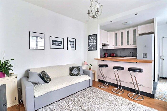 Appartement à louer - Chateau dEau-Lancry, Paris ème - 2 pièces - 2 chambres