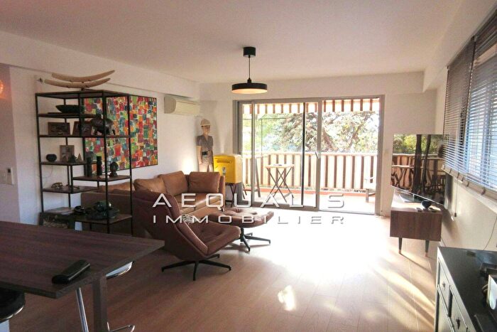 Appartement à louer - Les Paluds, Saint-Laurent-du-Var - 3 pièces - 2 chambres