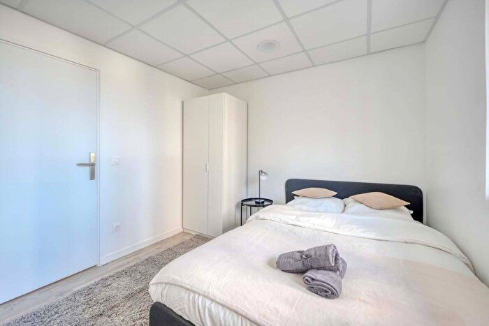 Appartement 1 pièce à louer - Abbaye, Créteil