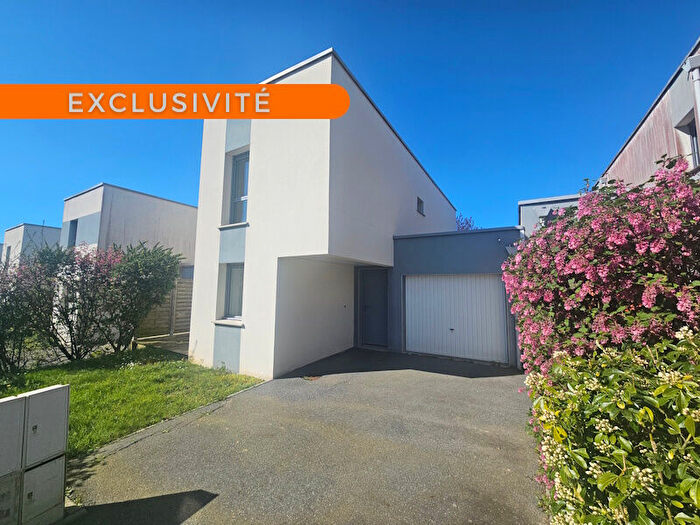 Maison à vendre - Gévezé - 5 pièces - 4 chambres