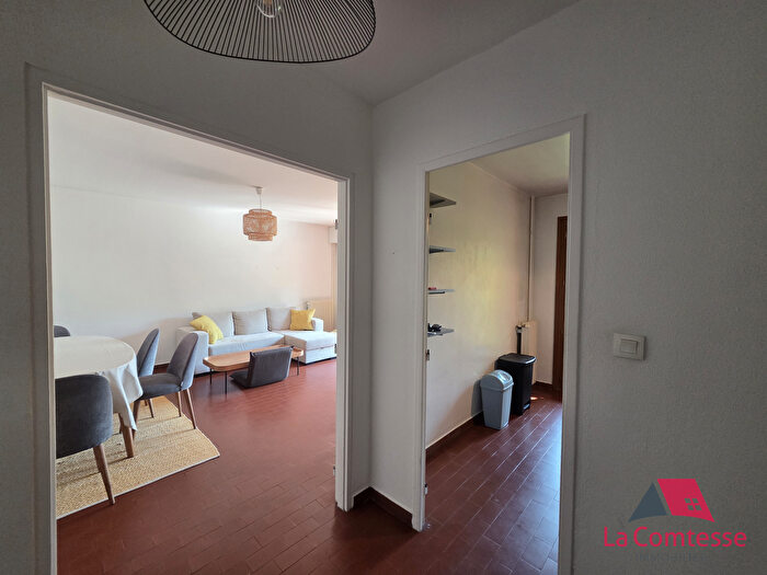Aix-en-Provence, Saint-Donat, Les Platanes : Appartement 4 pièces à louer