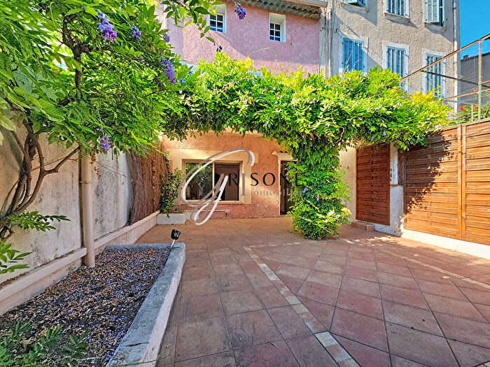 Maison 4 pièces à Six-Fours-les-Plages, Roumagnan, Talian, Audibert, Verger, à vendre