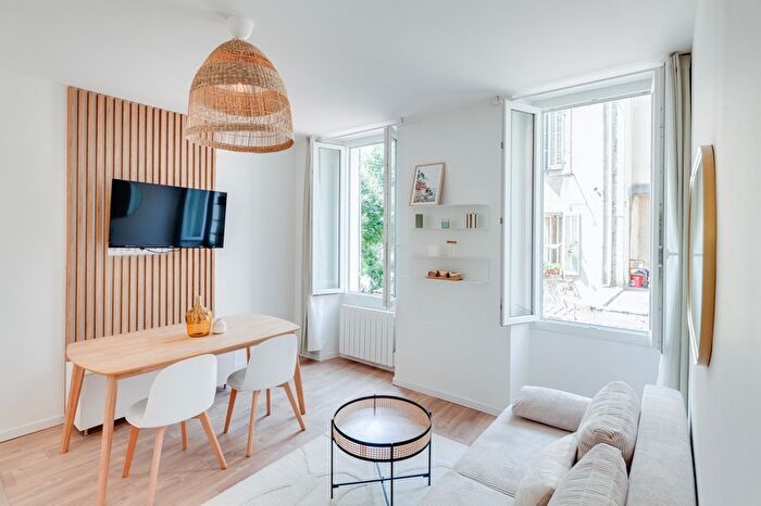 Appartement à louer - Marseille e , La Blancarde - 2 pièces - 1 chambre