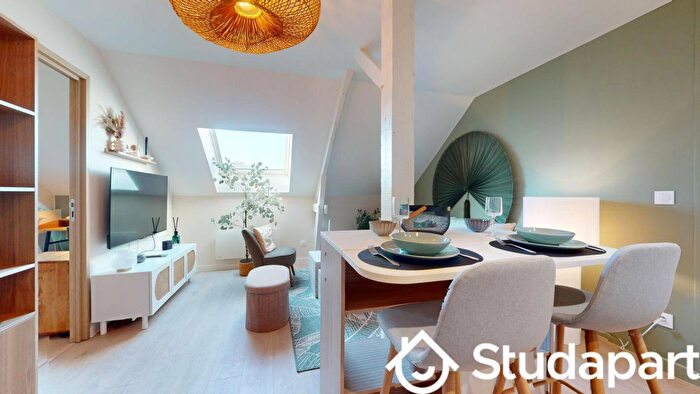 Appartement à louer - Laon Zola-Neufchâtel-Orgeval, Reims - 1 pièce - 1 chambre