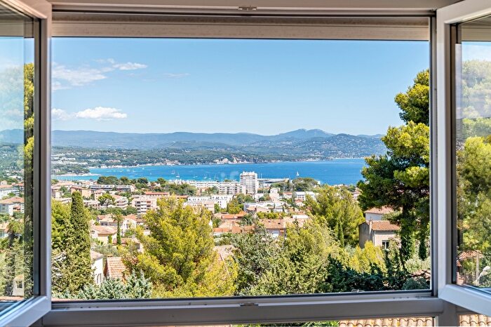 Appartement à vendre - La Ciotat, Groupède, Le Pin de la Fade, Saint-Loup - 5 pièces - 5 chambres
