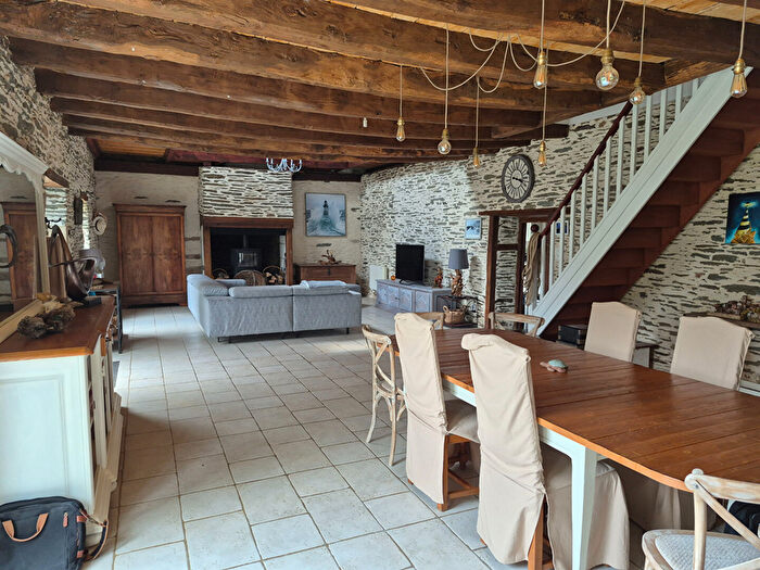 Guégon : Maison 6 pièces à vendre