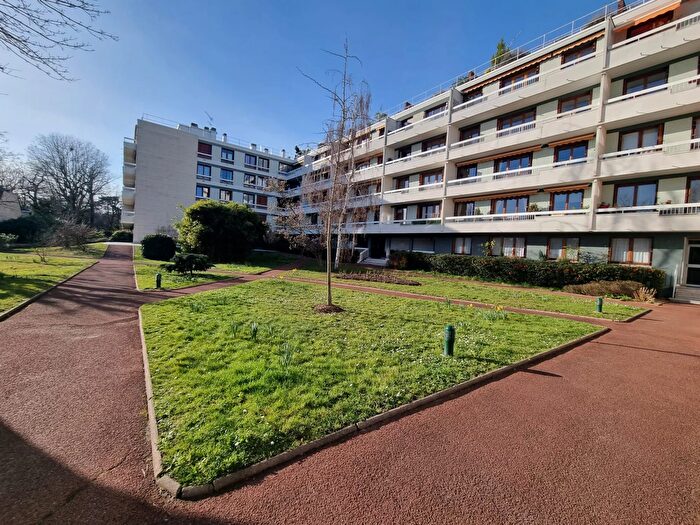 Appartement à vendre - Chatou, Ouest - 4 pièces - 3 chambres
