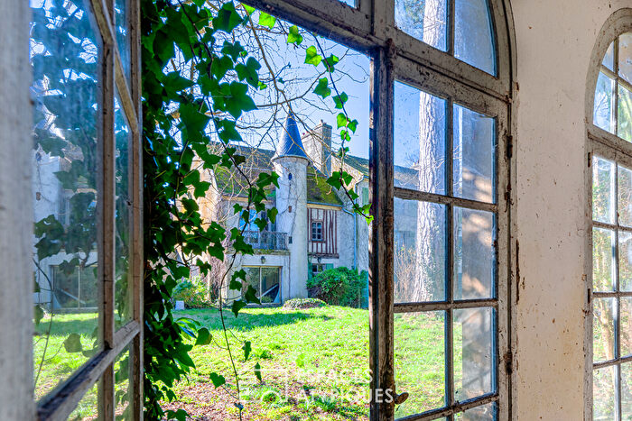 Maison à vendre - Luzarches - 20 pièces - 7 chambres