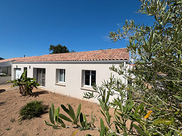 Maison 5 pièces à Landevieille, à vendre