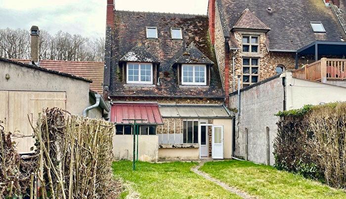 Maison à vendre - La Ferrière-sur-Risle - 5 pièces - 4 chambres