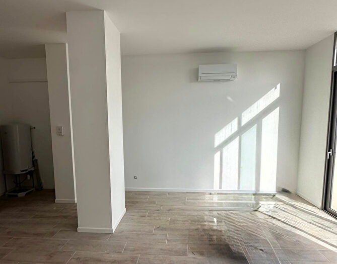 Appartement à vendre - Roanne, Centre-ville, Varenne - 3 pièces - 2 chambres