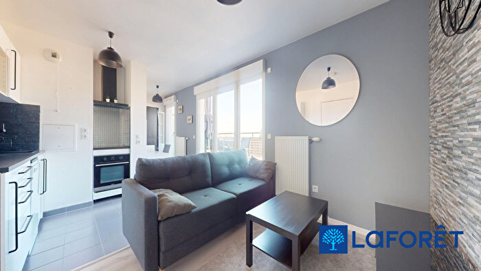 Appartement à louer - Paray-Vieille-Poste - 2 pièces - 1 chambre