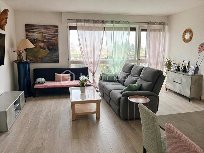 Appartement 4 pièces à Le Mée-sur-Seine, La Croix Blanche, à vendre