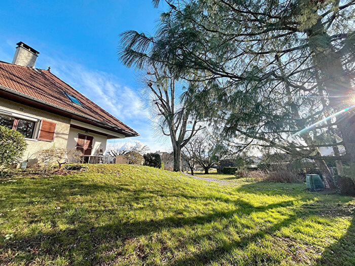 Maison à vendre - Rumilly, Centre-ville - 7 pièces - 6 chambres
