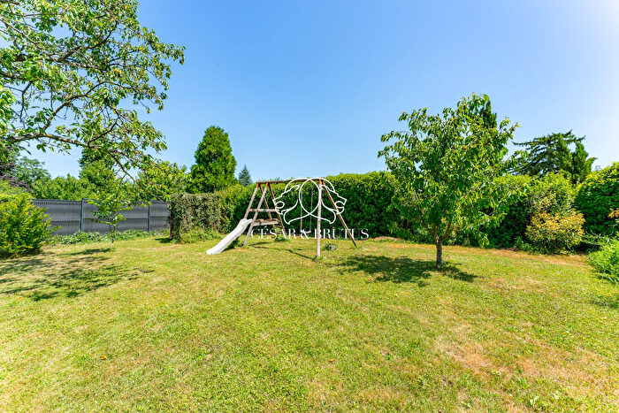 Maison 6 pièces à Lissieu, à vendre