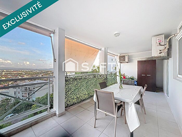 Appartement à vendre - Fort-de-France - 2 pièces - 1 chambre