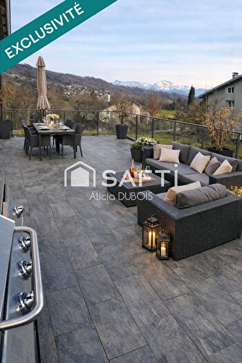 Maison à vendre - Lornay - 8 pièces - 5 chambres