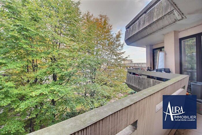 Le Pré-Saint-Gervais, Belvédère, Babylone, Fraternité : Appartement 4 pièces à vendre