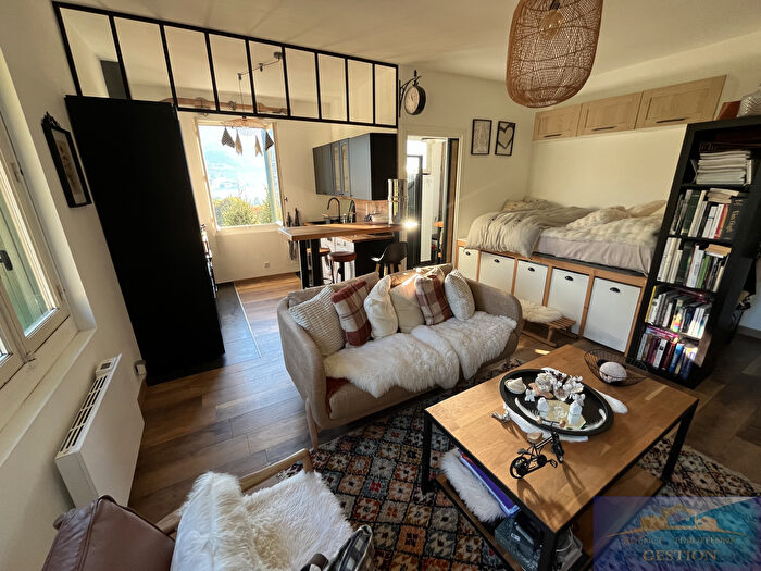 Appartement à vendre - Saint-Savin - 1 pièce