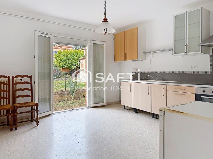 Appartement 5 pièces à Draguignan, Centre-ville historique, à vendre