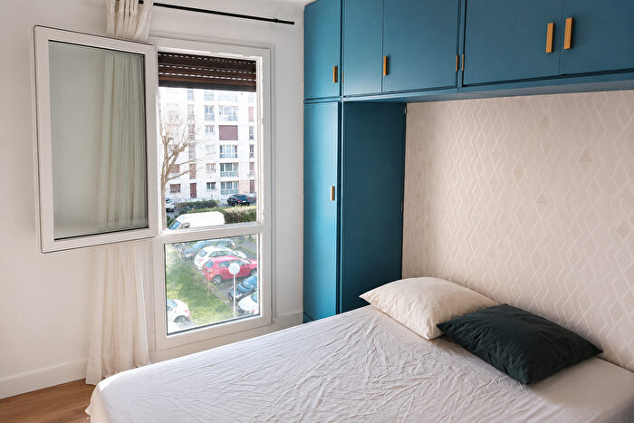Appartement 1 pièce à Thiais, Centre-ville, à louer