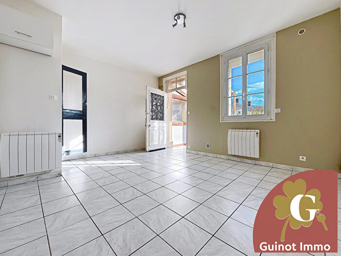 Maison à vendre - Lillebonne - 5 pièces - 3 chambres