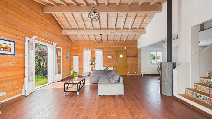 Maison 5 pièces à Larressore, à vendre