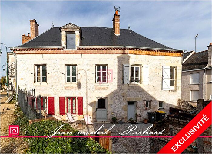 Maison à vendre - Cour-Cheverny - 5 pièces - 2 chambres