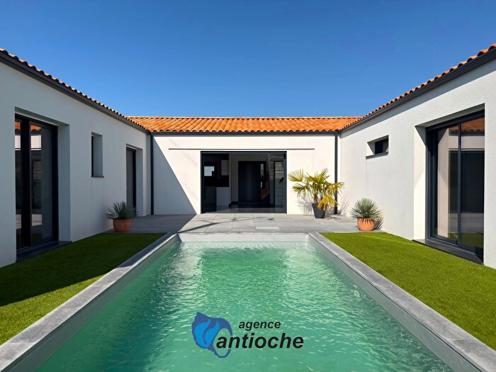 Maison à vendre - La Rochelle - 5 pièces - 4 chambres