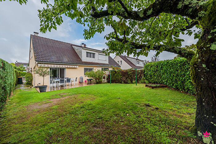 Maison à vendre - Meyzieu, Nord Ouest - 4 pièces - 3 chambres