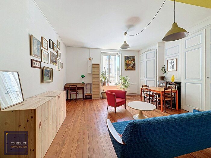 Bussiere, Oullins-Pierre-Bénite : Appartement 2 pièces à louer