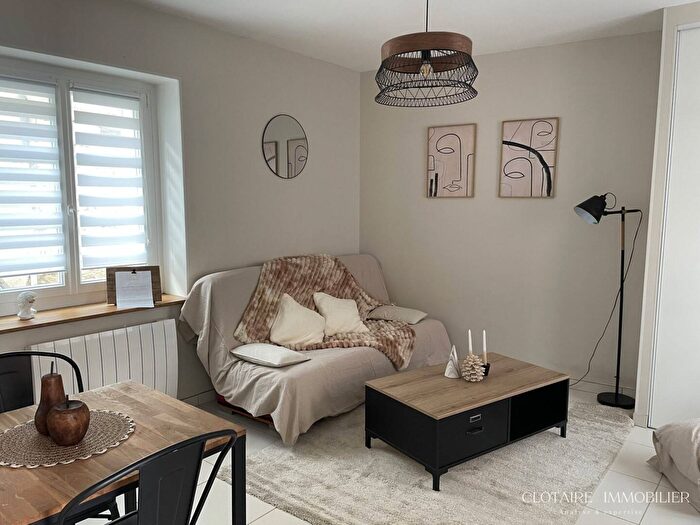 Appartement à louer - Margny-Lès-Compiègne - 1 pièce