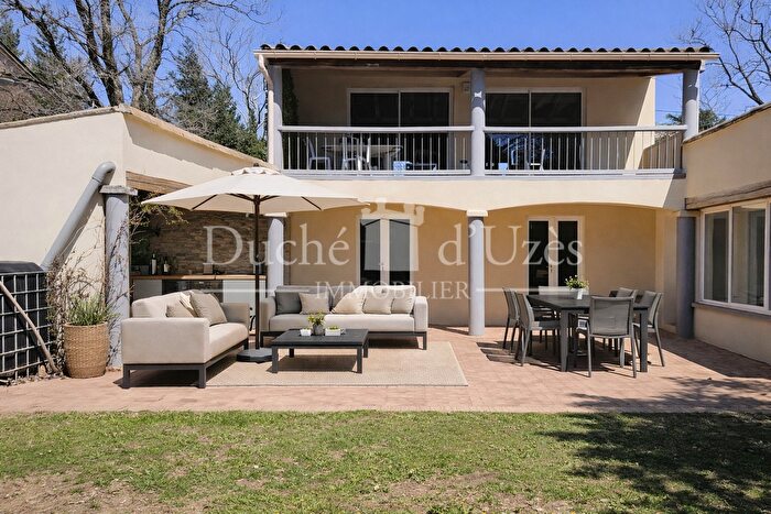 Maison à vendre - Vers-Pont-du-Gard - 5 pièces - 4 chambres