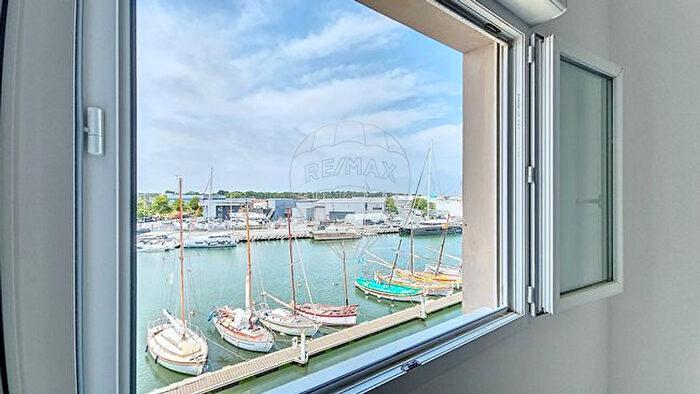 Appartement à vendre - Canet-en-Roussillon, Route de Saint-Nazaire, Les Fontaines, Etang - 3 pièces - 2 chambres