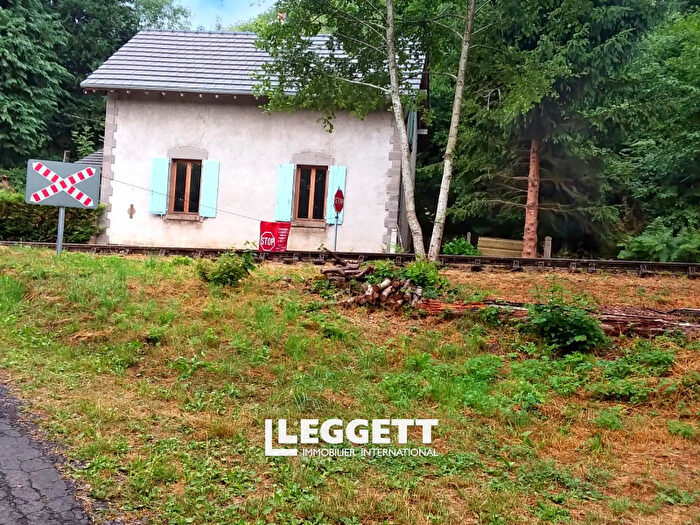 Maison à vendre - Lugarde - 3 pièces - 2 chambres